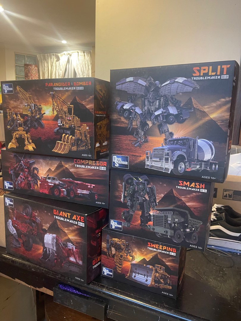 Devil Saviour Devastator Transformer (Full Set), Hobbies & Toys, Toys ...