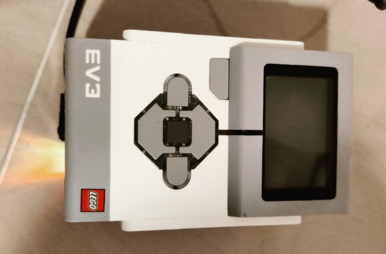 EV3 Full kit (including Rechargeable battery), Computers & Tech, Parts ...