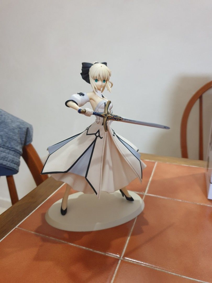 Fate - Merlin, Altria Pendragon, Saber Alter Lily, Gilgamesh, Nero ...