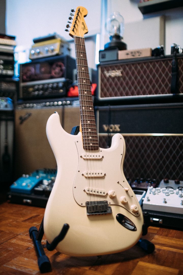 Fender Custom Shop Post Modern Neck + Jeff Beck USA Body Partscaster ...