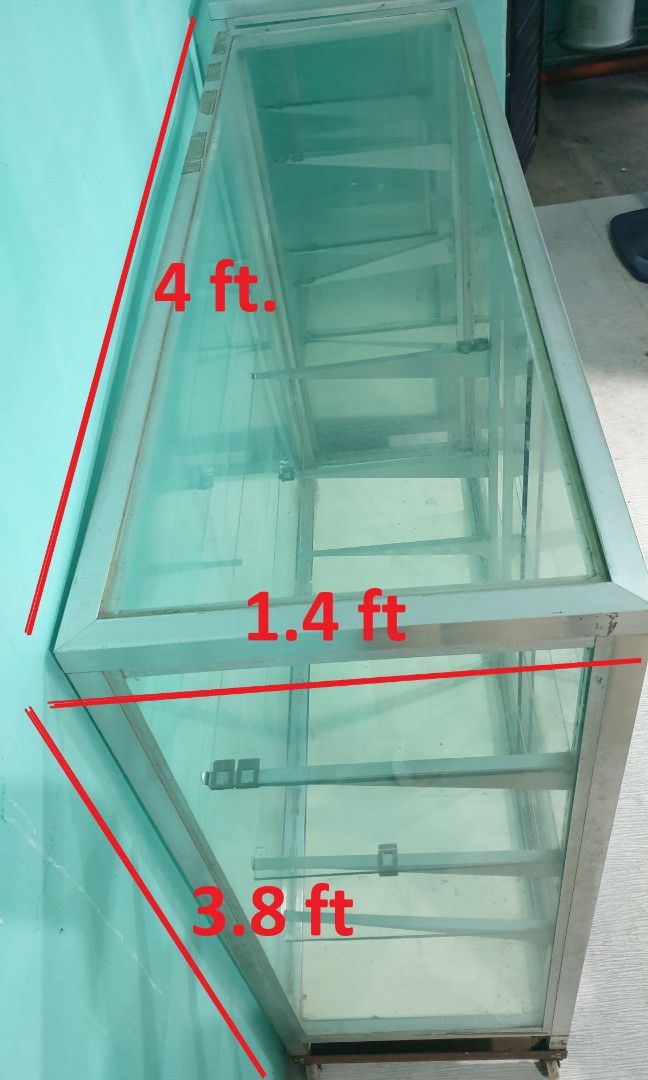 Glass Stante on Carousell