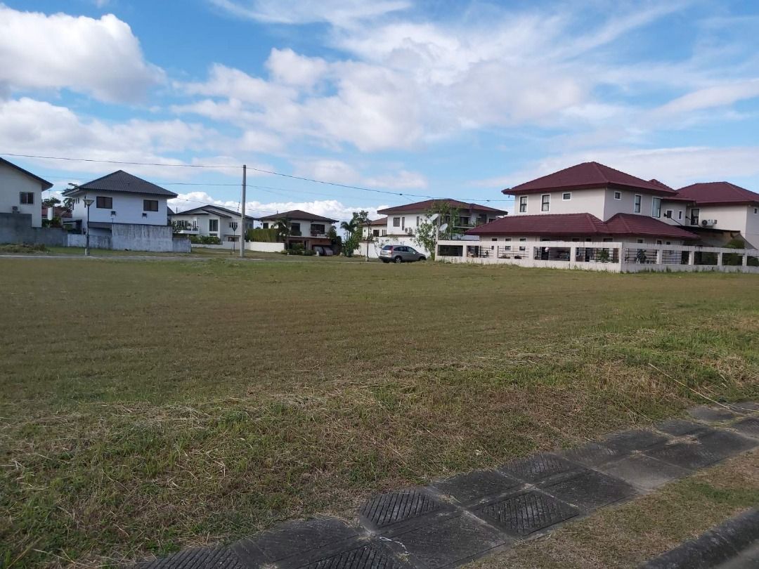 Good Deal Prime INNER LOT FOR SALE in Verdana Homes Mamplasan near Town ...