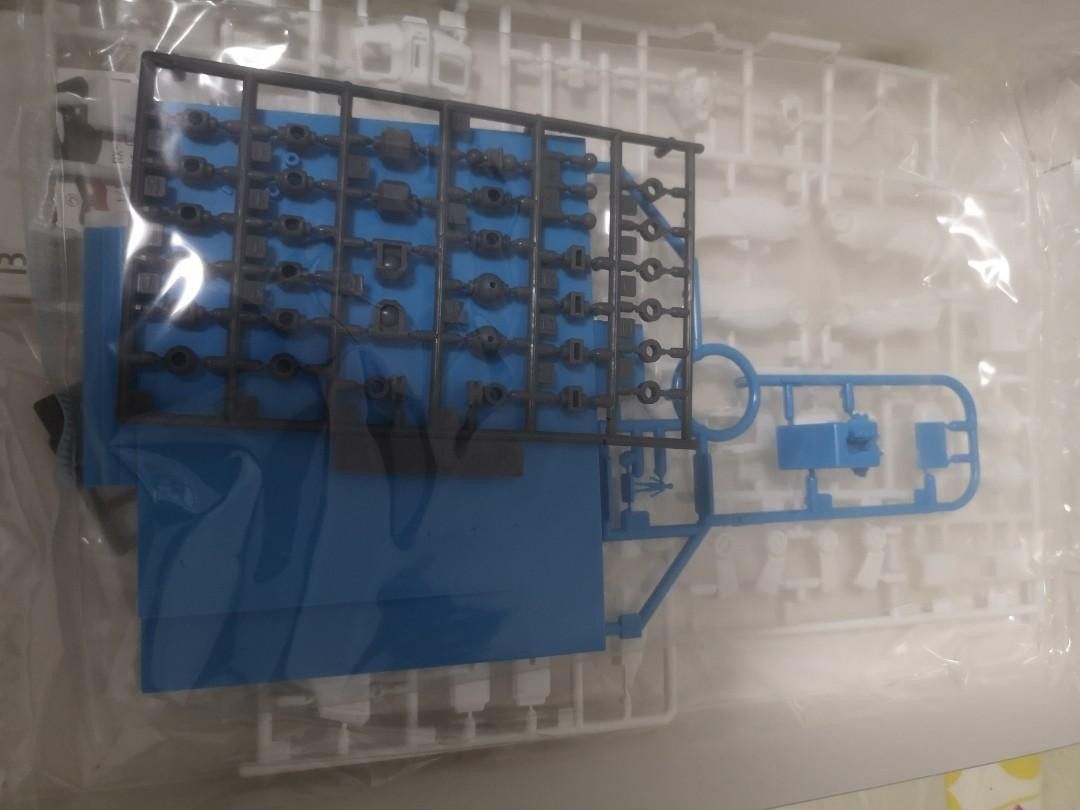 Gundam project Model kit Gunpla Mobile suit Gundam RX-78-2 High grade ...