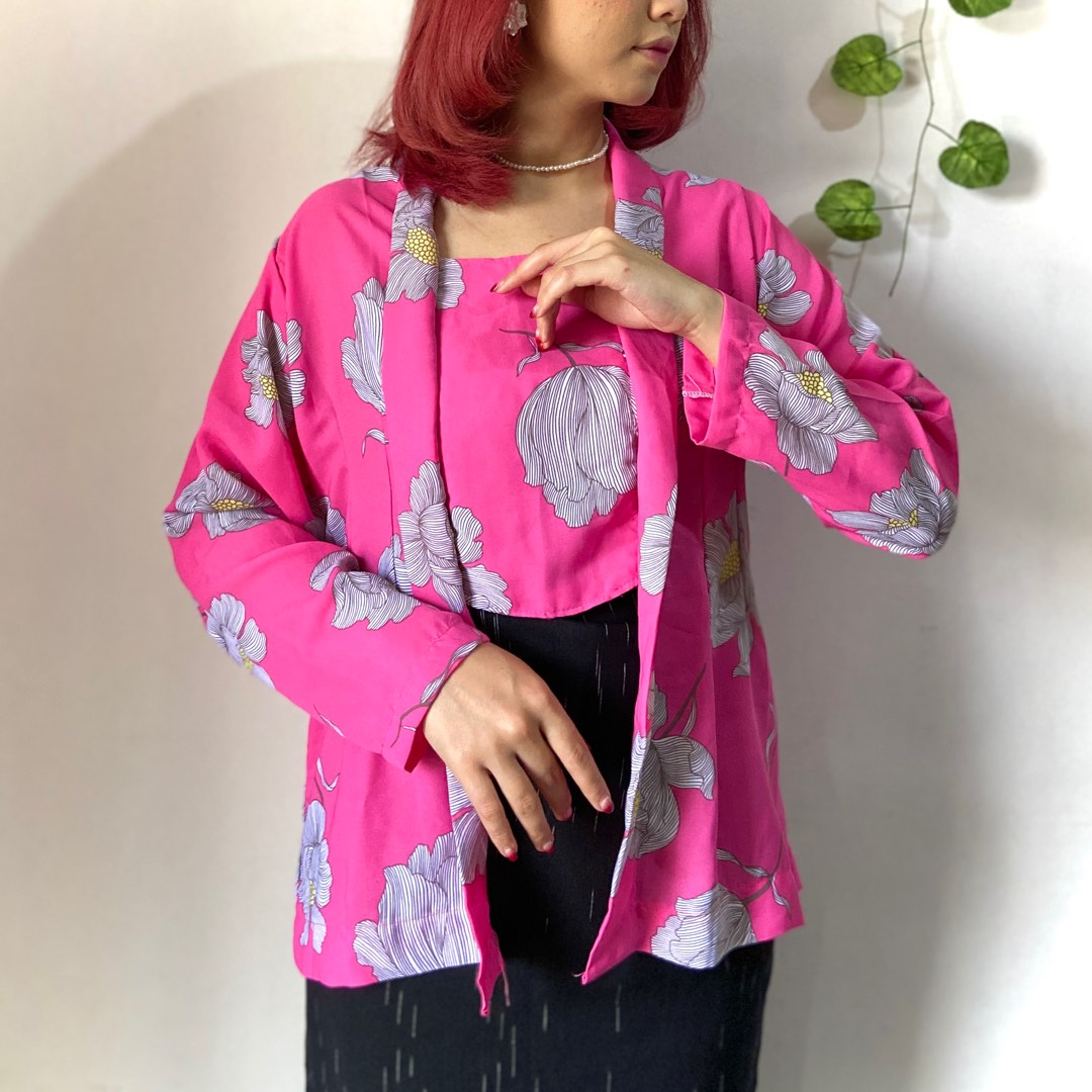 KEBAYA VINTAGE/ KEBAYA WISUDA/ LAWASAN, Fesyen Wanita, Pakaian Wanita ...