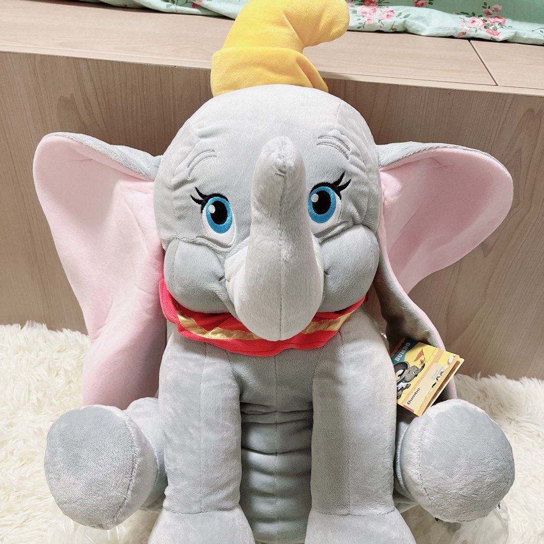 Large US Disneystore Exclusive Sitting Grey Dumbo 21 inch plush ...