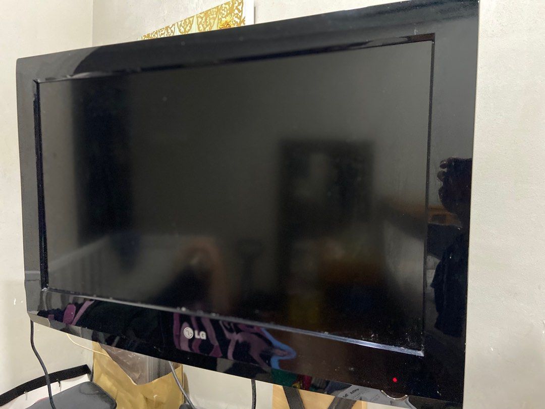 LG TV 26inch, TV & Home Appliances, TV & Entertainment, TV on Carousell