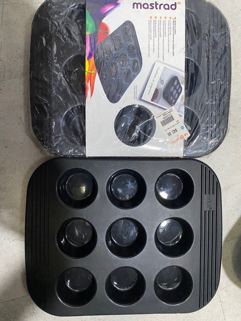 Mastrad silicon muffin mould, Furniture & Home Living, Kitchenware ...
