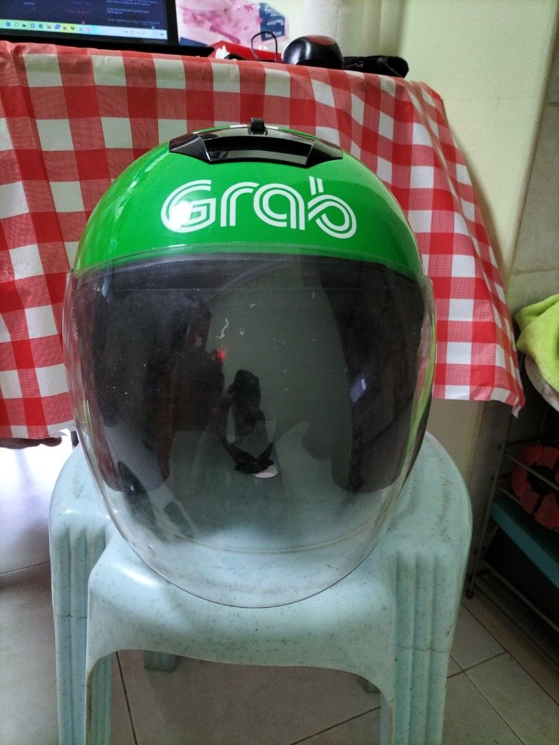 New grab helmet, Motorcycles, Motorcycle Accessories on Carousell