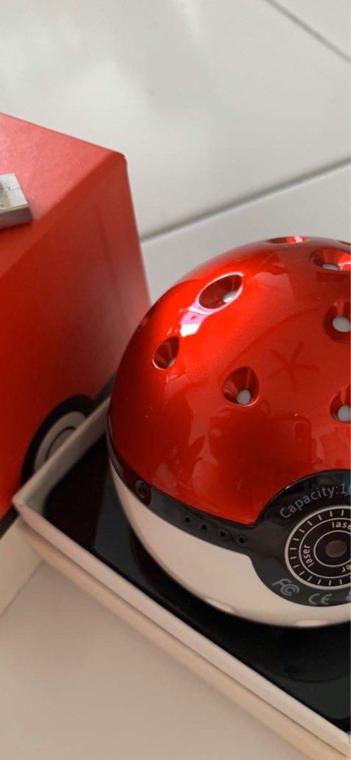 NEW Pokeball Powerbank (10,00mhz) self pick up if can, Computers & Tech ...