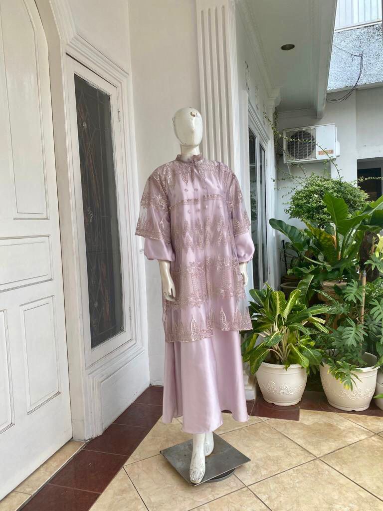 NEW! Raya Series 2023 Maxi Satin Dress with Embroidery Outer, Fesyen ...