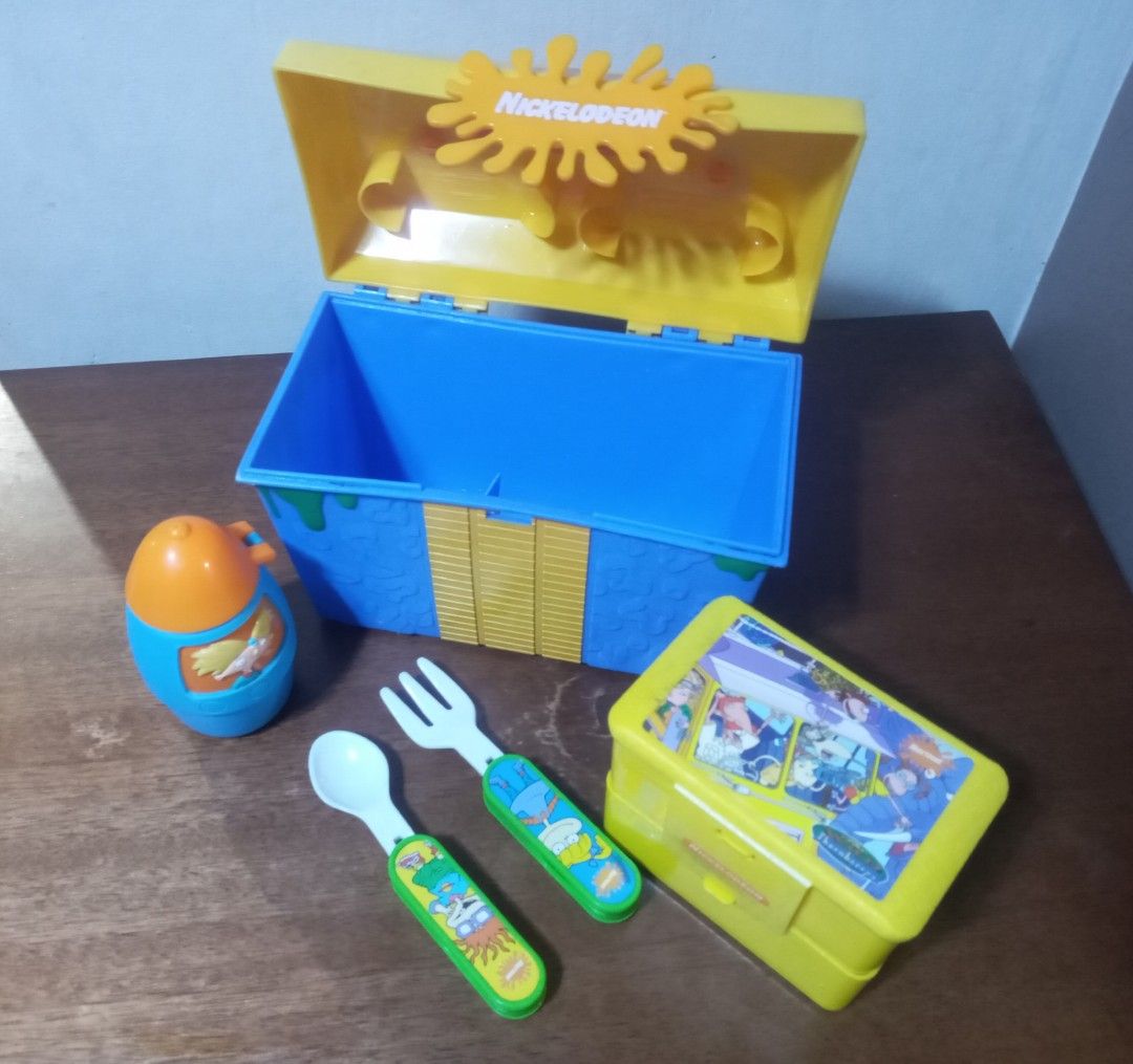 Nickelodeon and Peanuts (snoopy) lunch box on Carousell