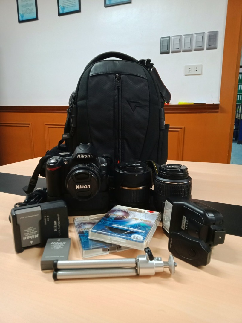 NIKON D3000, Photography, Cameras on Carousell