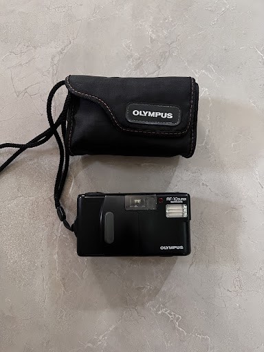 OLYMPUS AF-10 Super Quartzdate (Vintage Film Camera), Photography ...