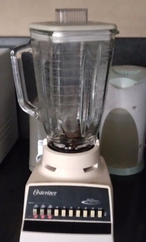 Oster osterizer 10-speed blender set, Furniture & Home Living ...
