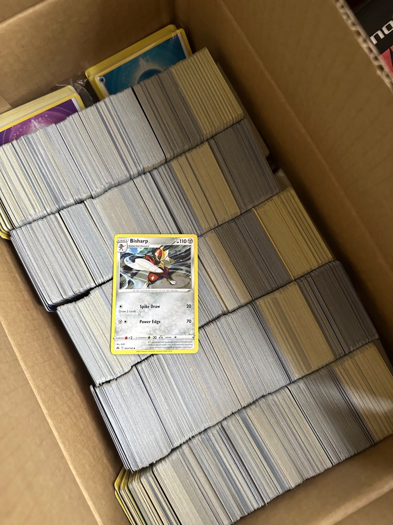 Pokemon bulk cards, Hobbies & Toys, Toys & Games on Carousell