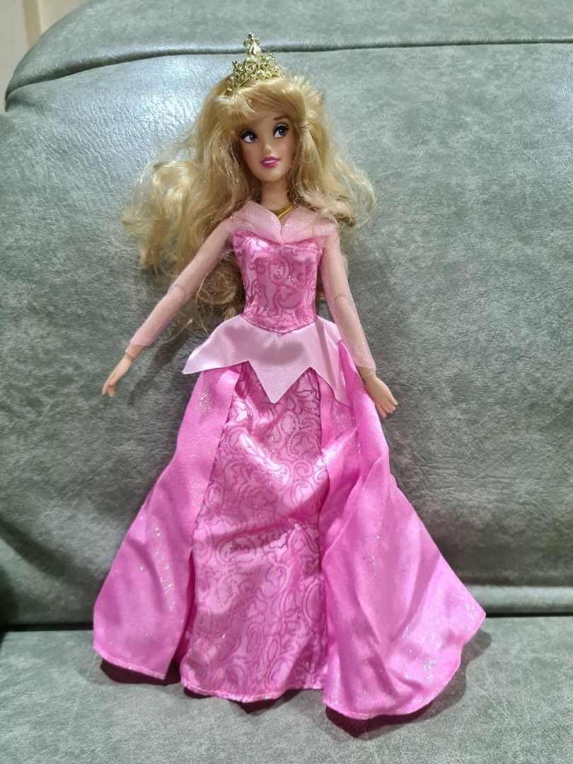 Princess Auroa, Hobbies & Toys, Toys & Games on Carousell