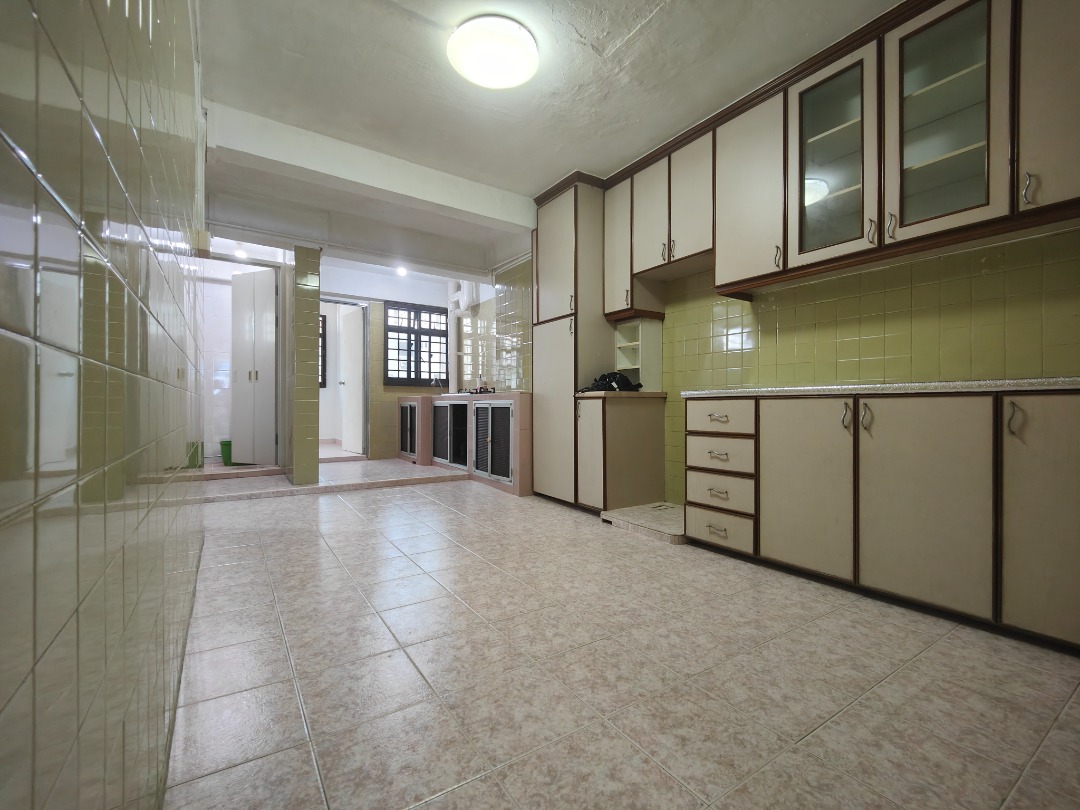 Rare High Floor 3rm at Outram Park MRT, Design To Taste, Property, For ...