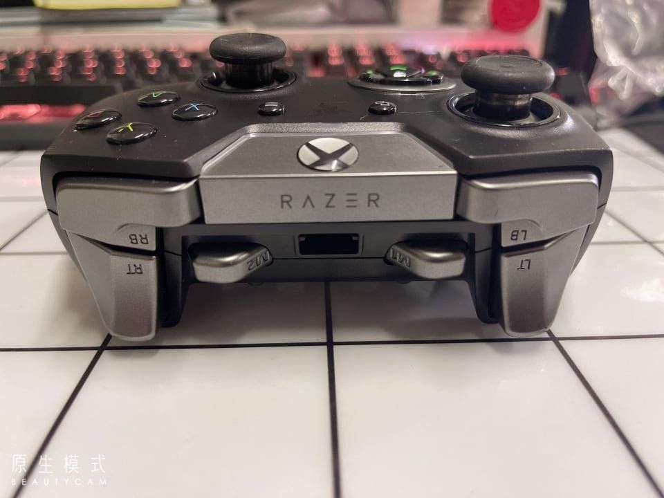 Razer Wolverine Ultimate Wired Gaming Controller-For PC, Xbox One, Xbox ...