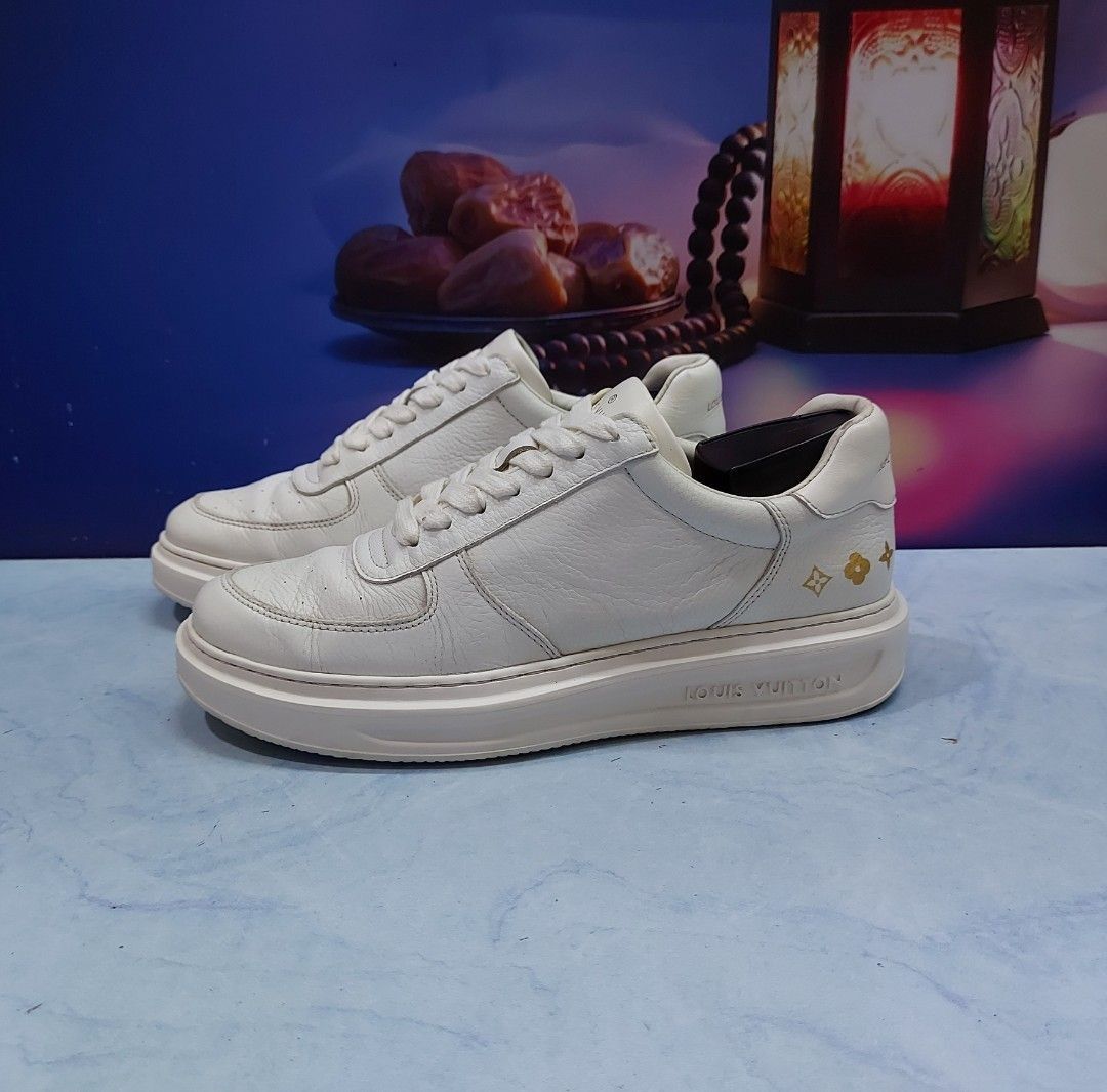 Sepatu Louis Vuitton Sneakers GO 0168 Leather White Ukuran 41.5 ( 26 ...
