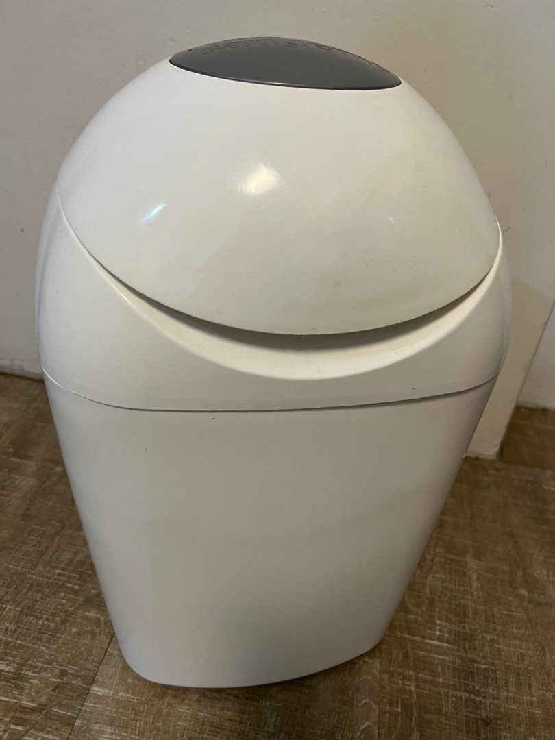 Tommee Tippee Sangenic diaper bin, Babies & Kids, Bathing & Changing, Diapers & Baby Wipes on ...