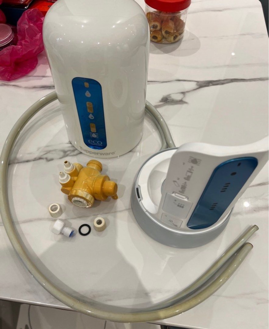 Tupperware Nano Natural Water Filter System (used), TV & Home ...