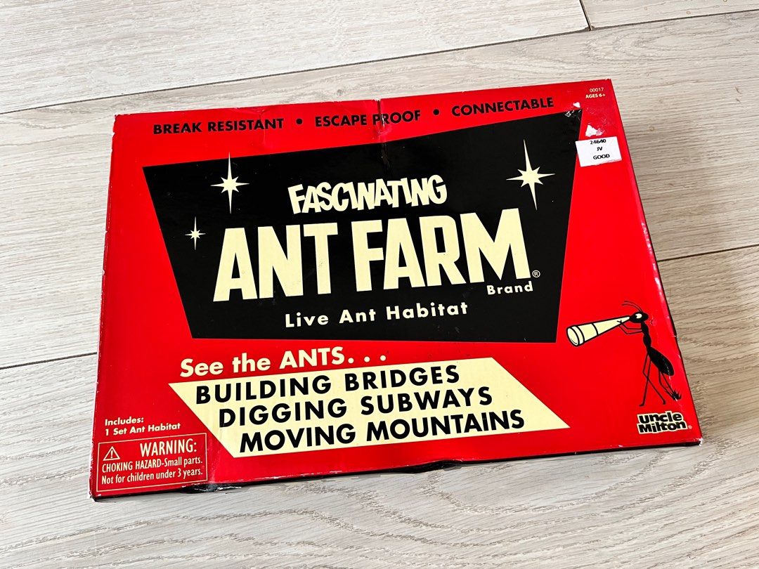 Uncle Milton Ant Farm - Live Ant Habitat - Complete Kit, Hobbies & Toys ...