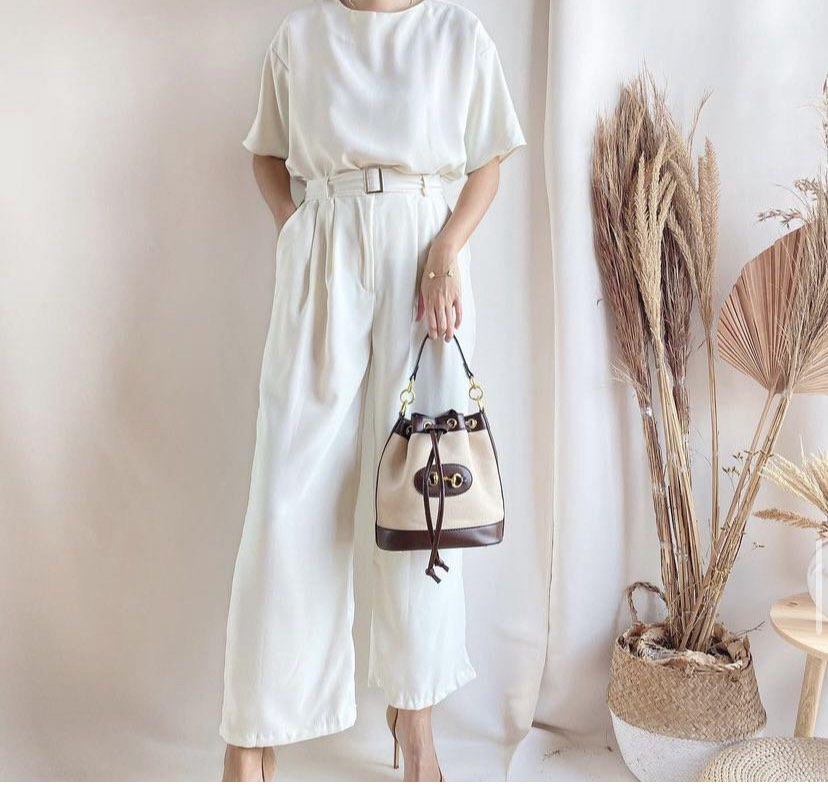 White Coordinates , Women's Fashion, Dresses & Sets, Jumpsuits on Carousell