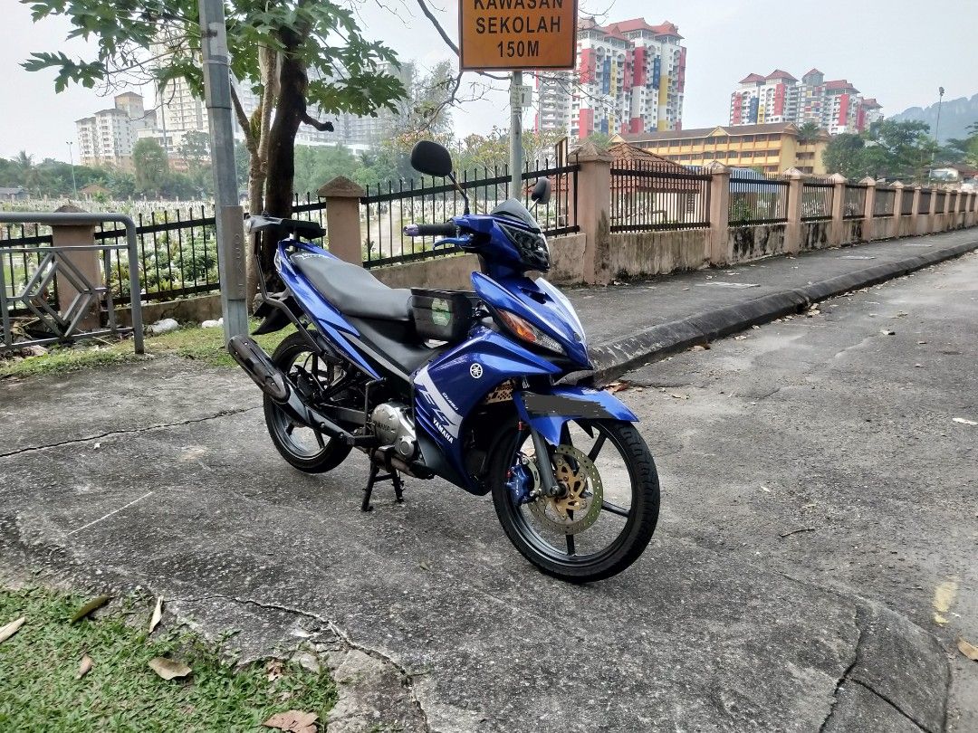 Yamaha Lc135 v2, Motorbikes on Carousell