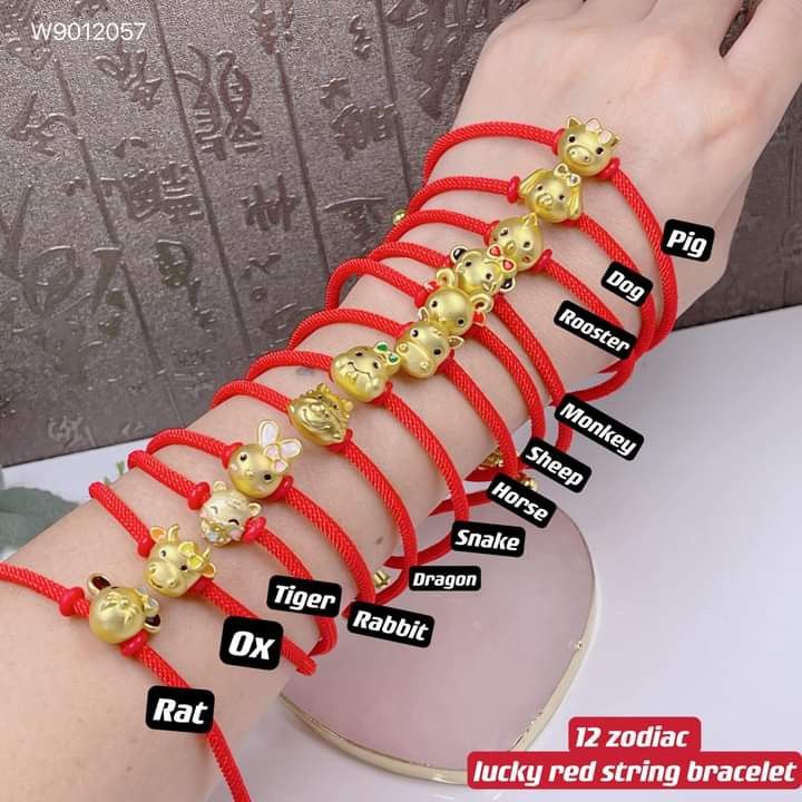 12 zodiac sign red string bracelet, Women's Fashion, Jewelry ...