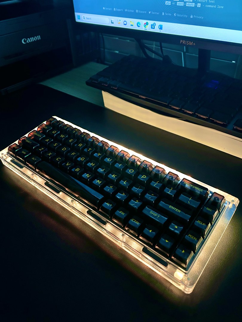 65% custom mechanical keyboard (translucent black keycaps), Computers & Tech, Parts ...