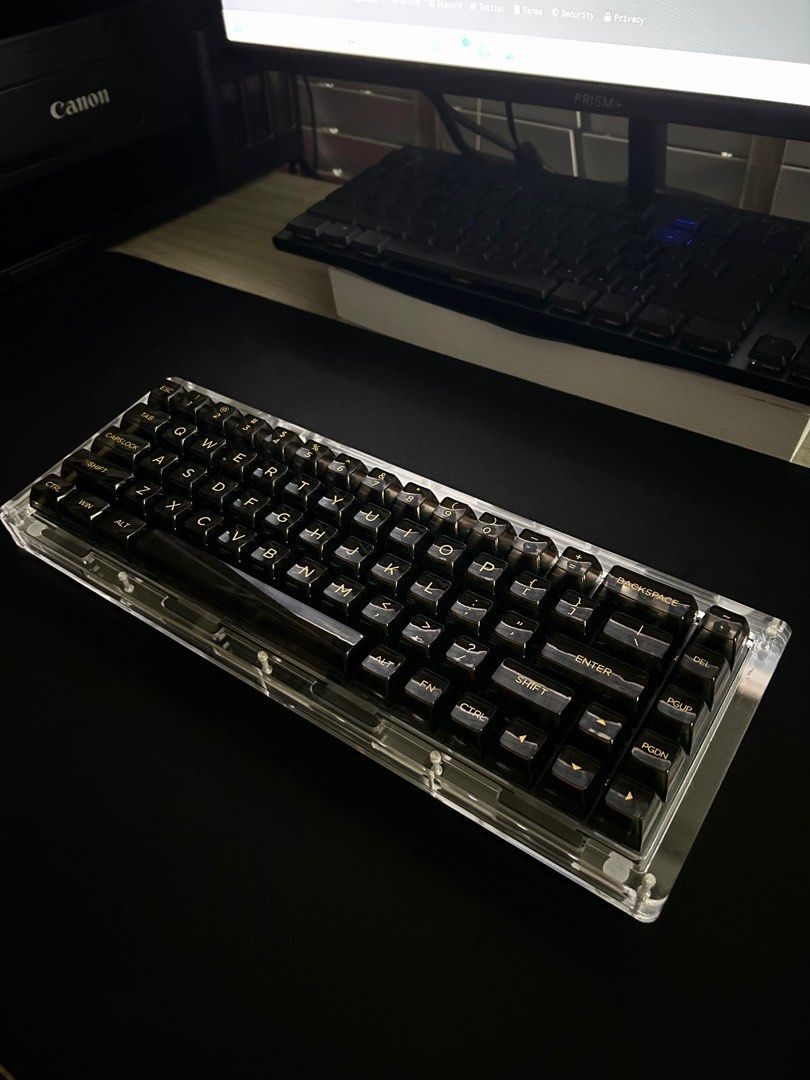 65% custom mechanical keyboard (translucent black keycaps), Computers & Tech, Parts ...