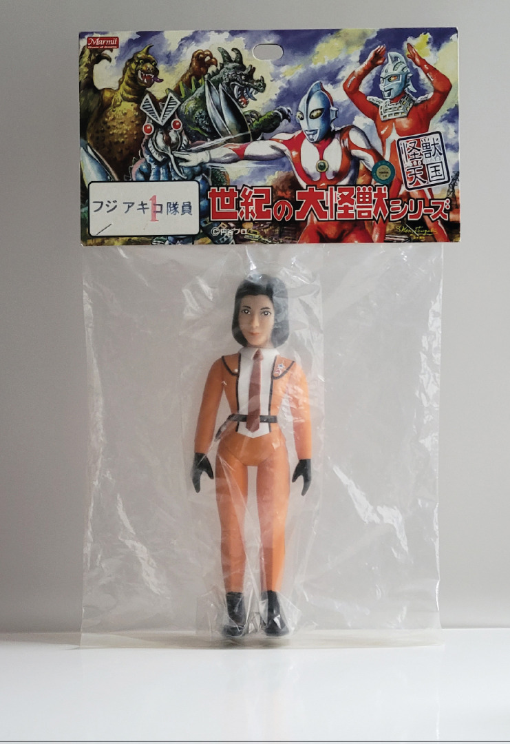 (全新 ) - 日本製 2003年，Mirmit 怪獸天國，Bullmark，郵購限定絕版，咸蛋，鹹蛋超人，科學巡邏女隊員，搪膠公仔 5 figure（9吋高）, 興趣及遊戲, 玩具 & 遊戲 ...