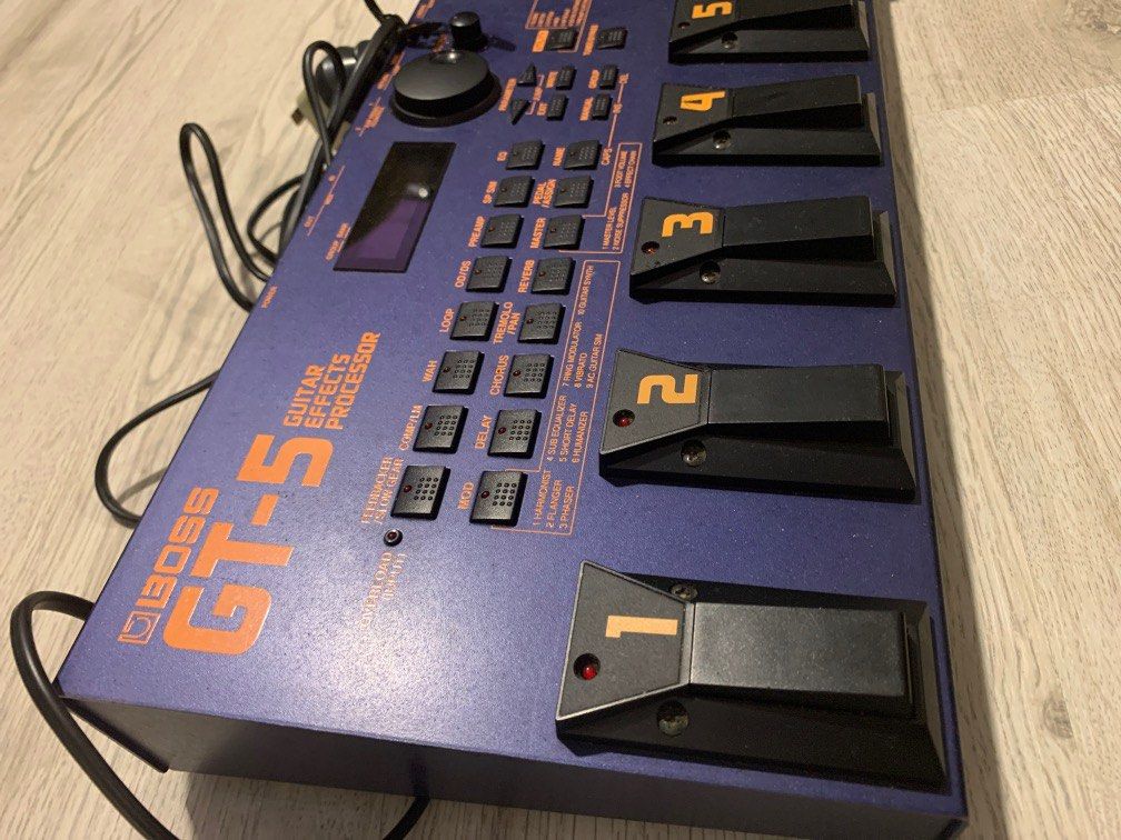 Boss GT-5, Hobbies & Toys, Music & Media, Music Accessories on Carousell