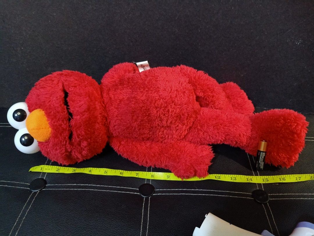 CLASSIC BIG SIZE ELMO FROM SESAME STREET, Hobbies & Toys, Toys & Games ...