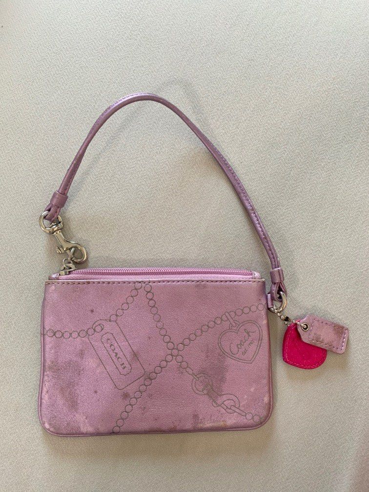 Coach small clutch, Women's Fashion, Bags & Wallets, Purses & Pouches ...