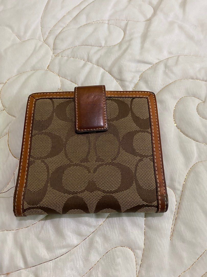 Coach wallet original, Women's Fashion, Bags & Wallets, Wallets & Card ...