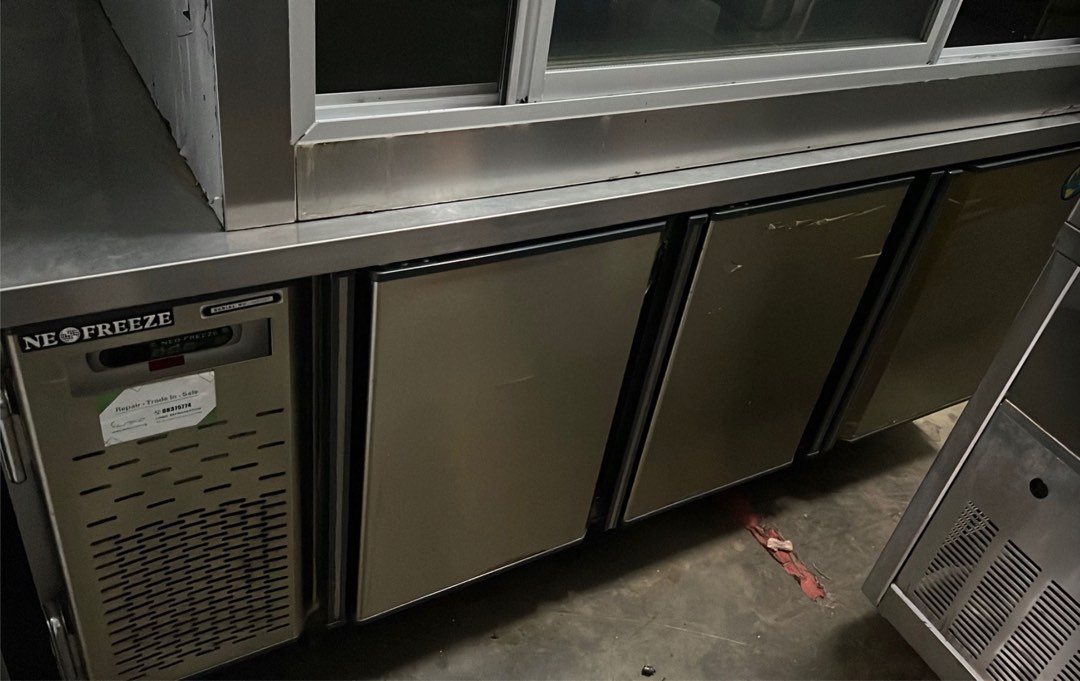 Commercial chiller 3 door neofreeze brand, TV & Home Appliances ...