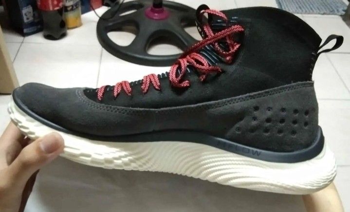 Curry 4 flowtro pi-day, Luxury, Sneakers & Footwear on Carousell