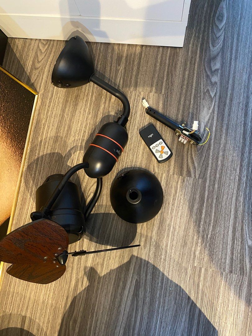 Deka MS16 oscillating designer wall/ceiling fan with remote control ...