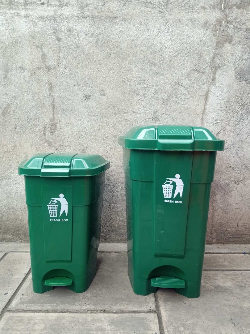 DUST BIN WITH FOOT PEDAL, Furniture & Home Living, Cleaning & Homecare ...