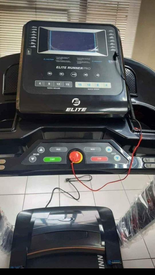 Elite Sprint Plus Bluetooth Treadmill 2.5HP, Sports Equipment, Exercise ...