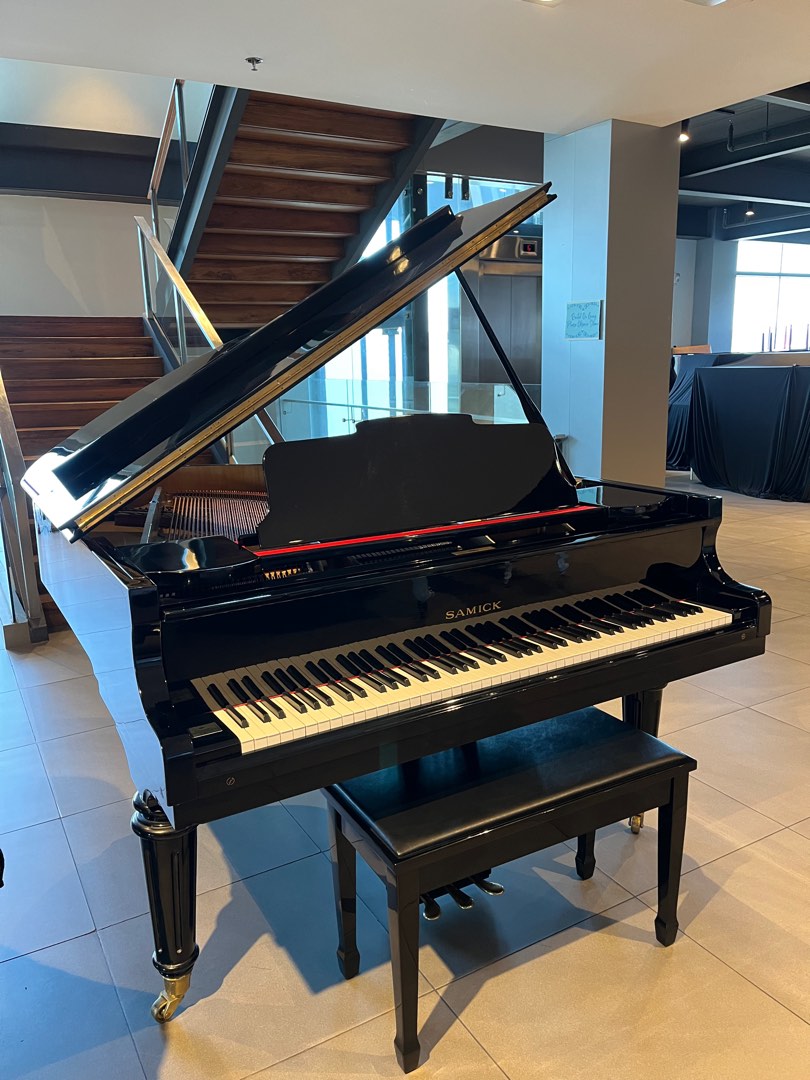 Grand piano - Samick - refurbished, Hobbies & Toys, Music & Media ...