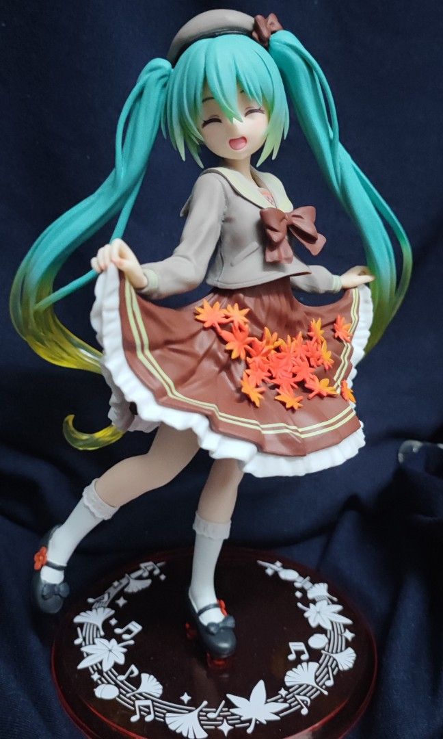 Hatsune Miku 3rd Season Autumn ver (Limited Special Colour Version ...