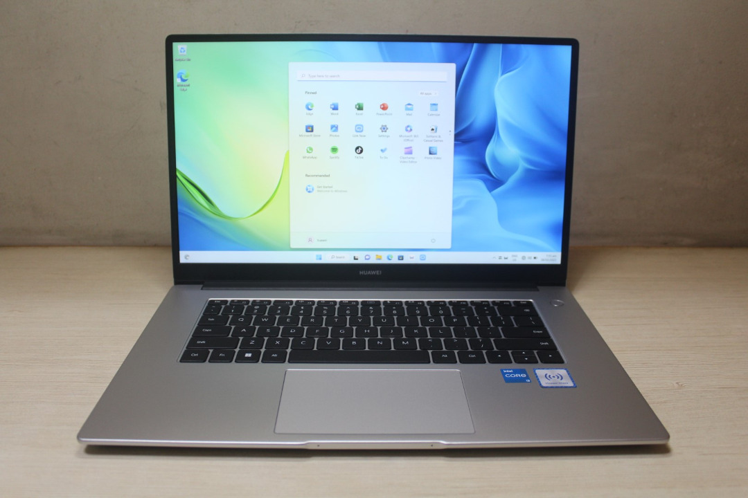 Huawei matebook D15 15inch i3 11thgen Ram 8gb ssd 256gb window 11 ...