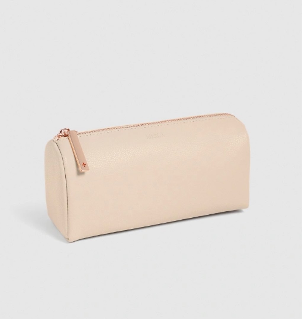 Kikki k junction pouch large, Women's Fashion, Bags & Wallets, Purses ...