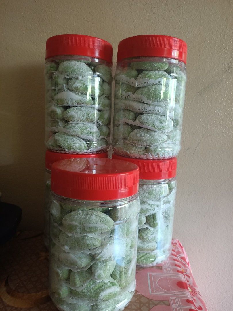 Kuih makmur, Food & Drinks, Homemade Bakes on Carousell