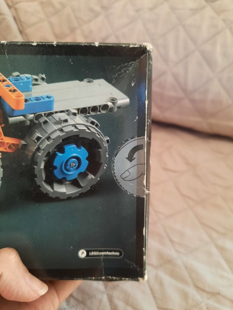 Payday Sale!! Lego Technic Dozer Compactor 2in1 42071 2 in 1, Hobbies ...