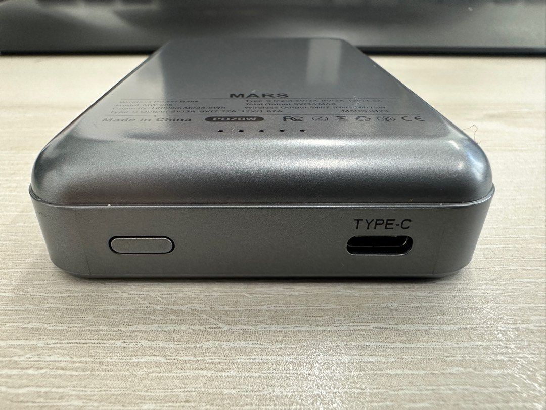 Mars MagSafe Powerbank - 10000mAh, Mobile Phones & Gadgets, Mobile ...