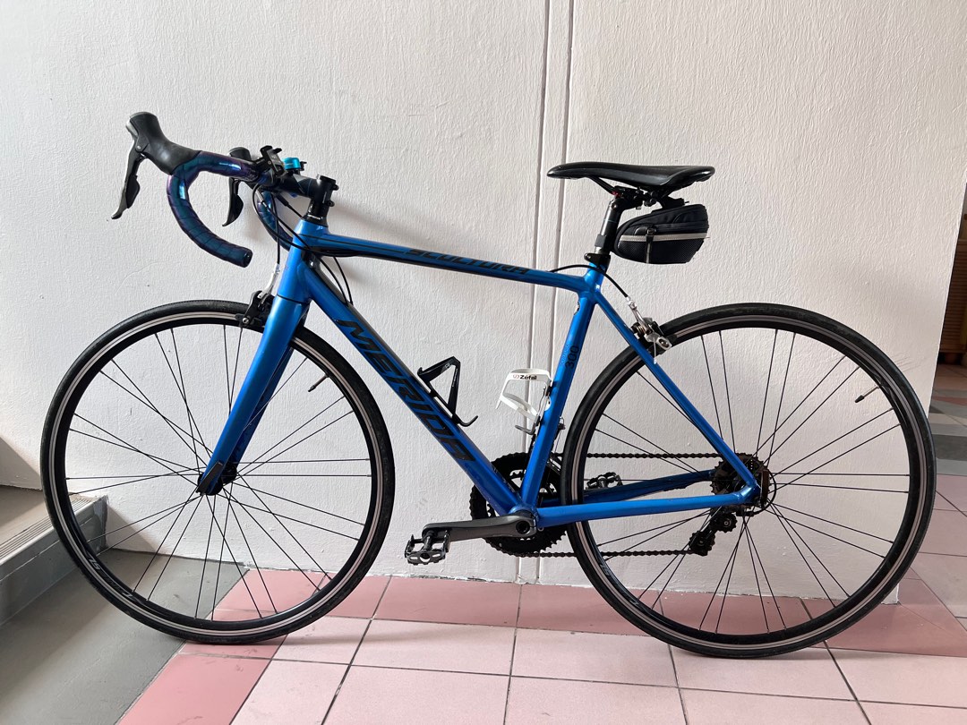 Merida road bike, Sports Equipment, Bicycles & Parts, Bicycles on Carousell