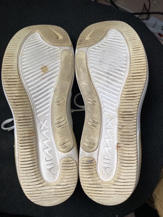 Nike Air max dis se, 她的時尚, 鞋類, 運動鞋、球鞋在旋轉拍賣